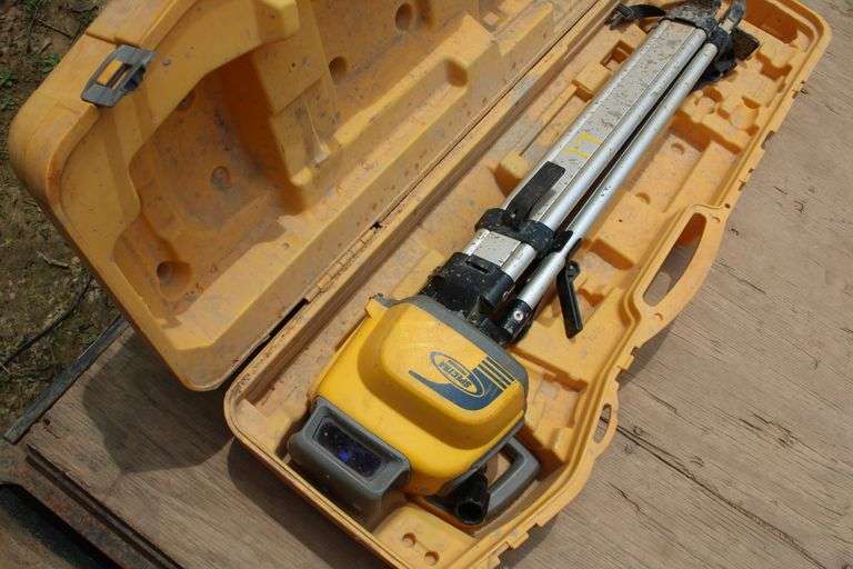 SPECTRA PRECISION LL300 LASER WITH TRIPOD - Lawler Auction Company