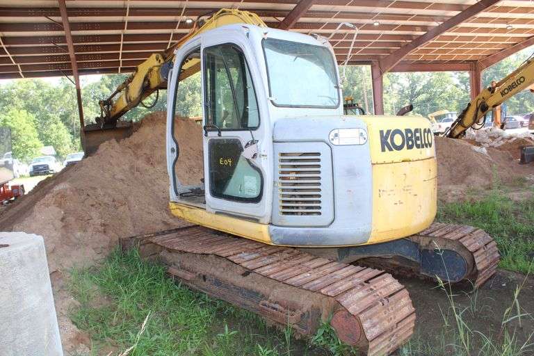 2006 KOBELCO 70SR EXCAVATOR - Lawler Auction Company