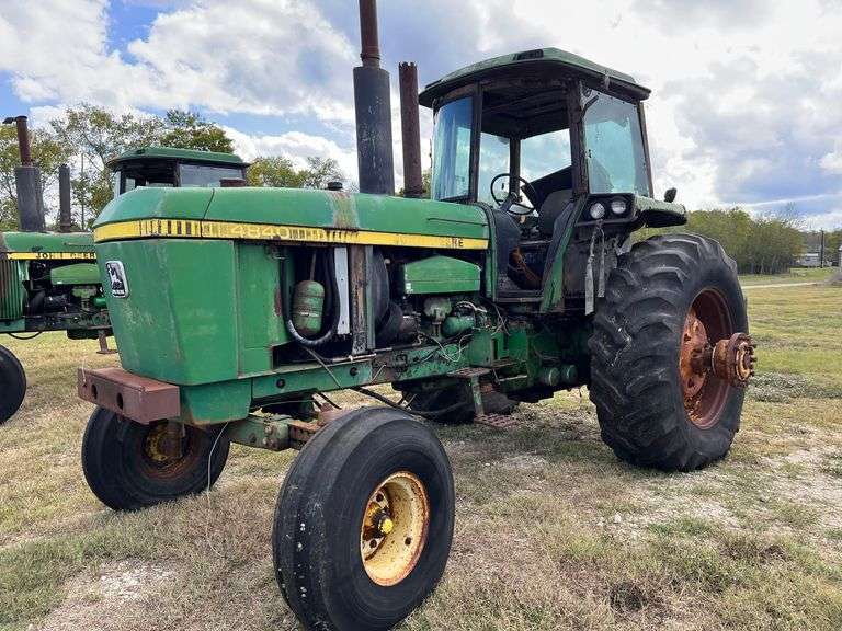 John Deere 4840 Tractor - Leap Auctions, LLC