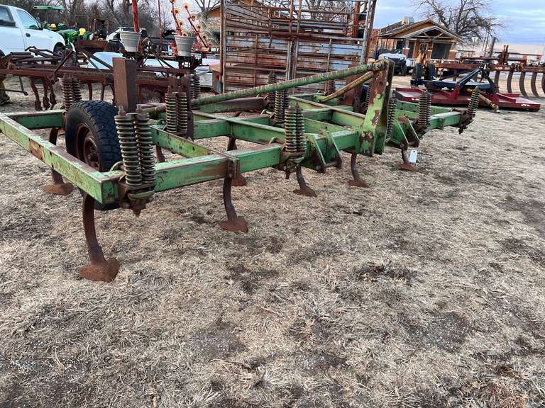 John Deere Ripper Plow 12 Shank - Leap Auctions, LLC