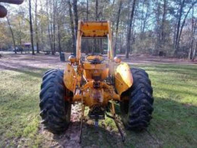 Massey Ferguson 2135 Tractor - Leap Auctions, LLC