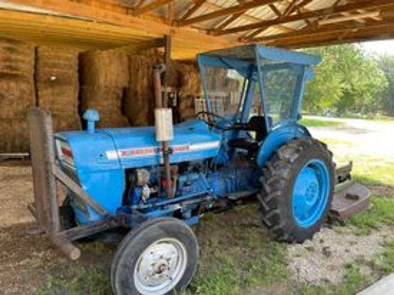 Ford 2000 Diesel Tractor - Leap Auctions, LLC