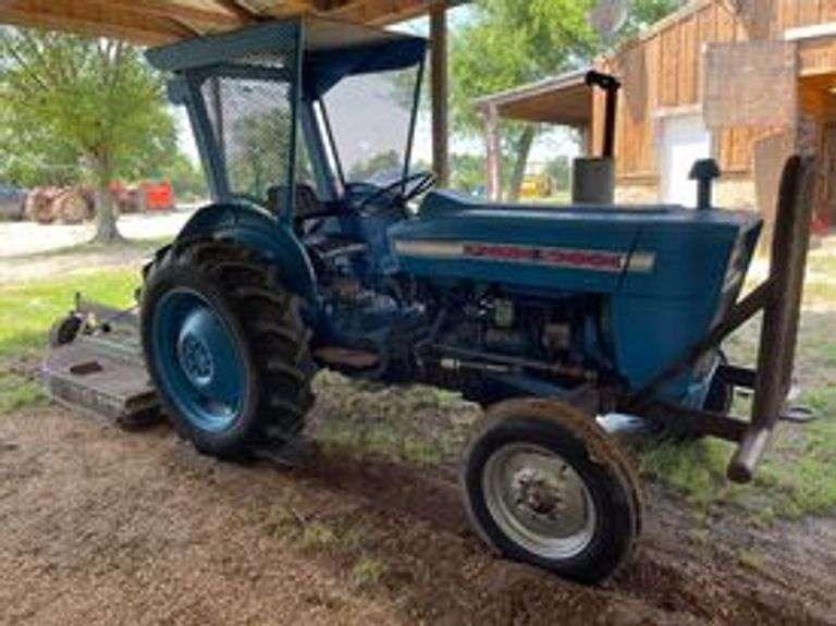 Ford 2000 Diesel Tractor - Leap Auctions, LLC