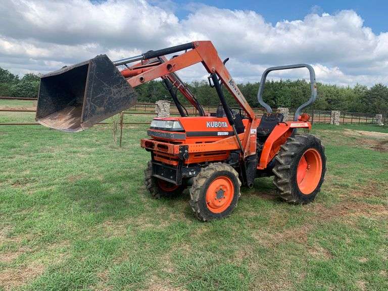 Kubota L2500 Diesel Tractor MFWD - Leap Auctions, LLC
