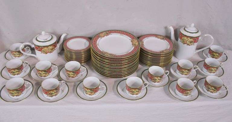Set of Noritake "Royal Hunt" china; 1109-037 - R.H. Lee & Co. Auctioneers