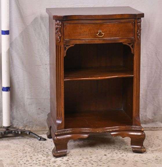 Morganton mahogany single drawer open front night stand with fluted ...