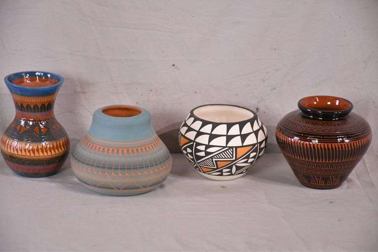 Group of 4 pieces of Southwestern style signed pottery vases; 606-167 ...