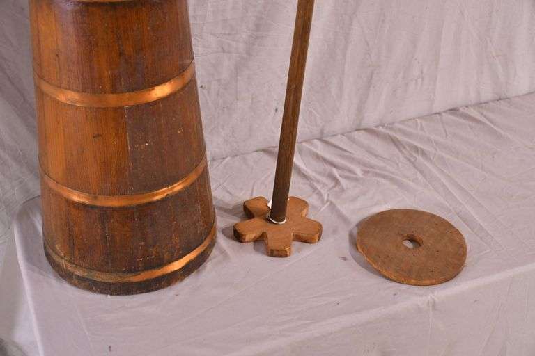 Vintage butter churn with dasher; 14419-040 - R.H. Lee & Co. Auctioneers