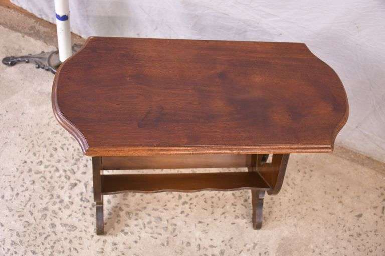 Small book trough side table with slide out smoking shelf; 462-011 - R ...