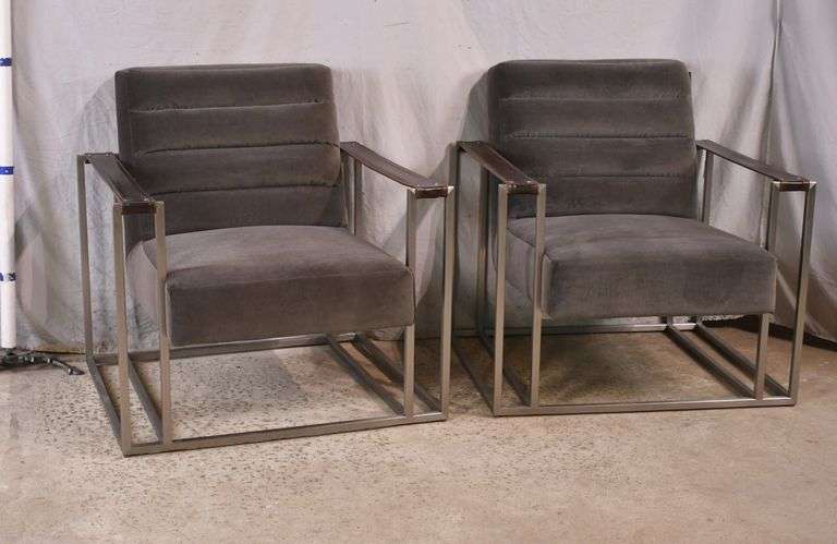 Pair of Universal "Jensen" modern style gray upholstered accent chairs ...