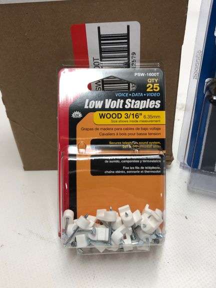 Keyed Entry Door Lock & 8pks Of Low Volt Staples - Lexington Online Auction