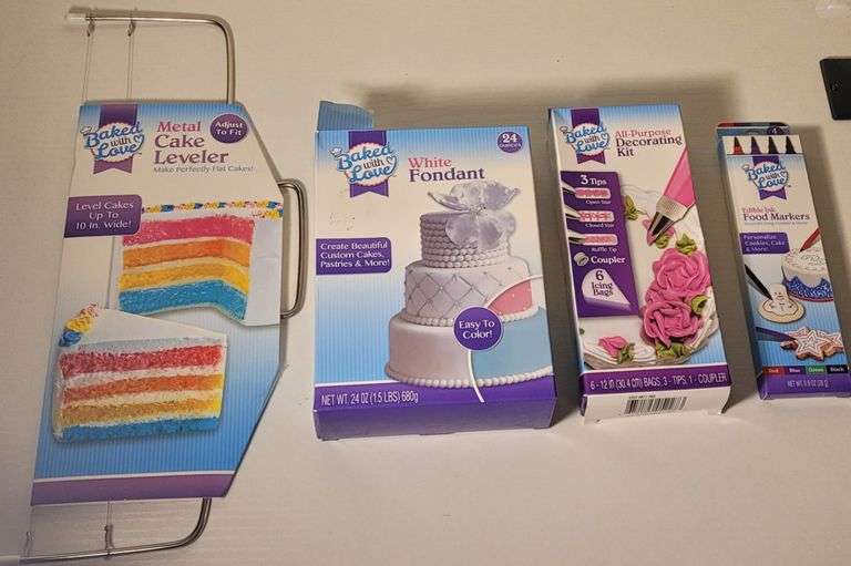 Baking White Fondant, Metal Cake Leveler, All Purpose Decorating Kit ...