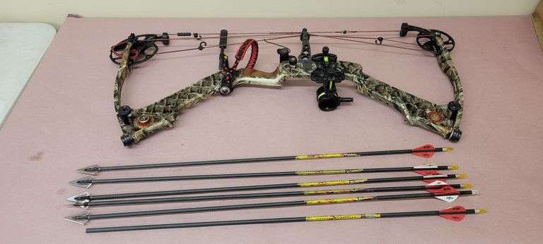 Mathews Z7 Magnum Bow - Lee Real Estate & Auction Service