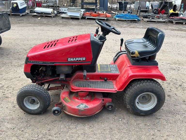 Snapper 38” Riding Lawn Mower - Lee Real Estate & Auction Service