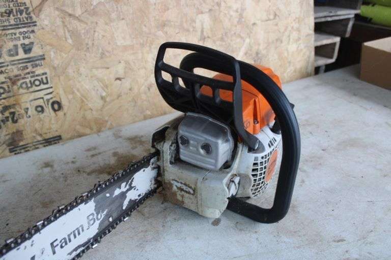 Stihl MS 271 Chainsaw - Lee Real Estate & Auction Service