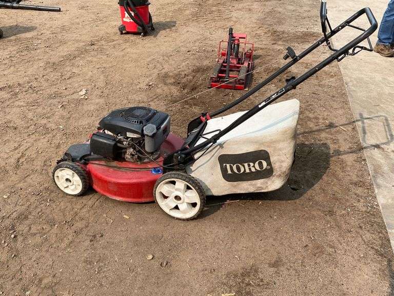 22” Toro Push Mower - Lee Real Estate & Auction Service