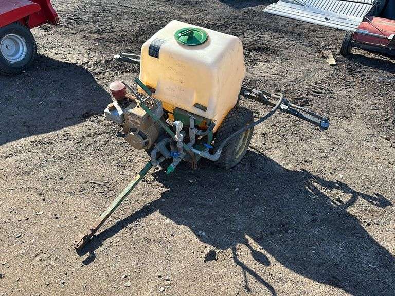 John Deere 5B Sprayer - Lee Real Estate & Auction Service