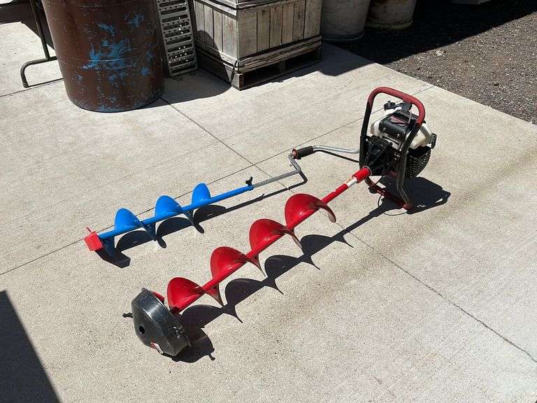 Eskimo Viper Mako 43 Ice Auger & Hand Auger - Lee Real Estate & Auction ...