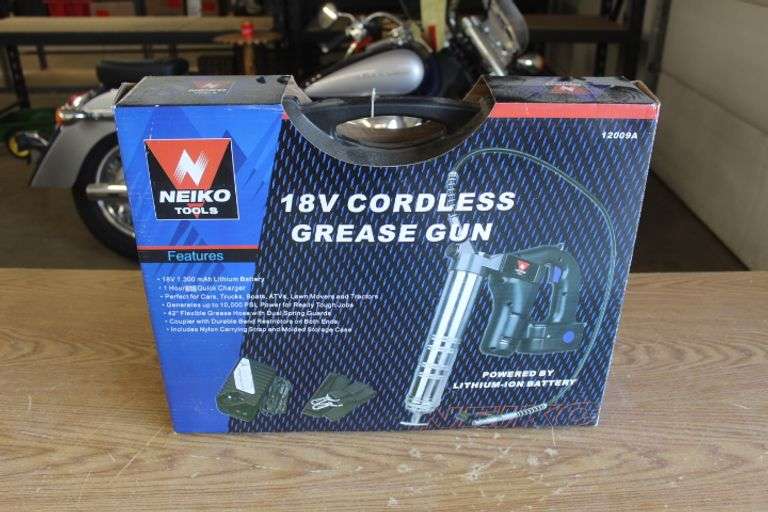 Neiko cordless grease gun, New - Lee Real Estate & Auction Service