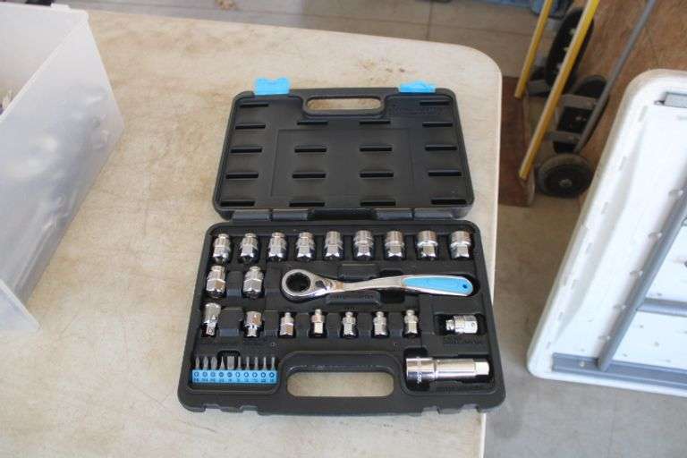 Channel Locks 32 piece socket set - Lee Real Estate & Auction Service
