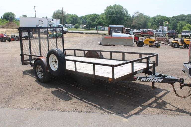 Single Axel Utility Trailer - Lee Real Estate & Auction Service
