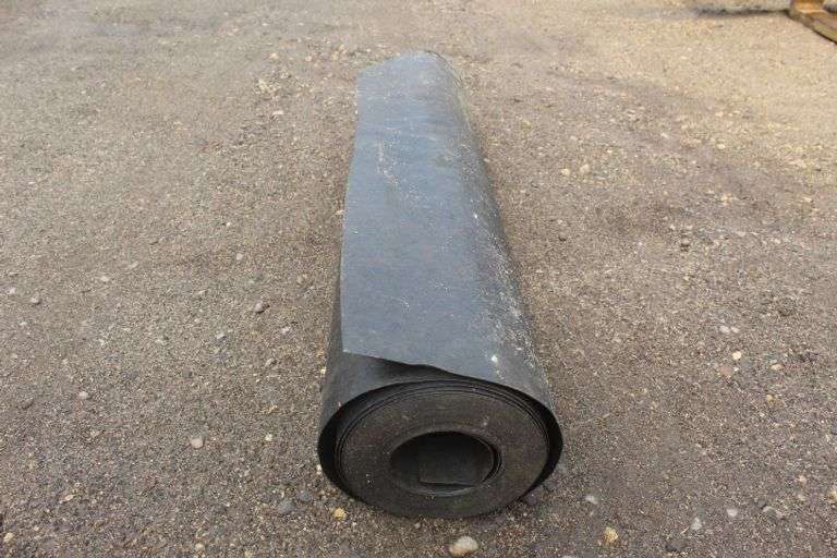 Almost full roll of tar paper - Lee Real Estate & Auction Service