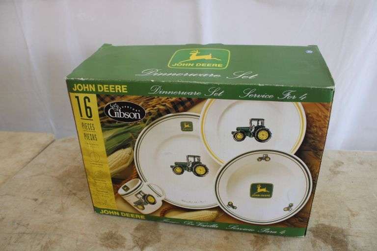 John Deere Dinnerware Set - Lee Real Estate & Auction Service