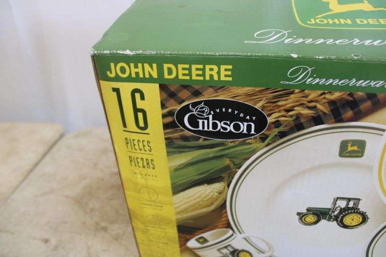 John Deere Dinnerware Set - Lee Real Estate & Auction Service