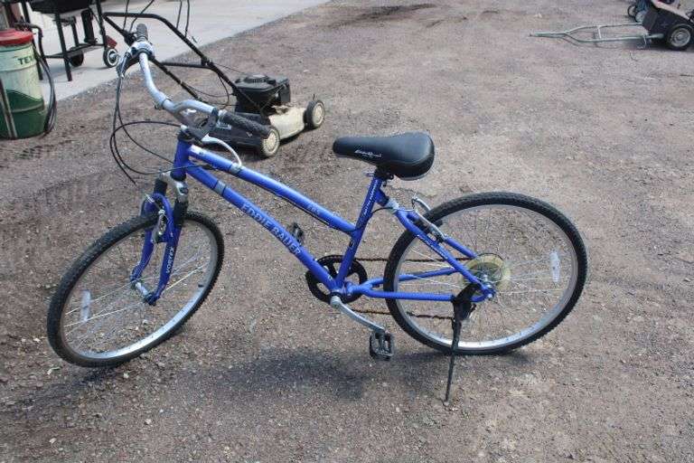 Eddie Bauer EBS multi speed bicycle - Lee Real Estate & Auction Service