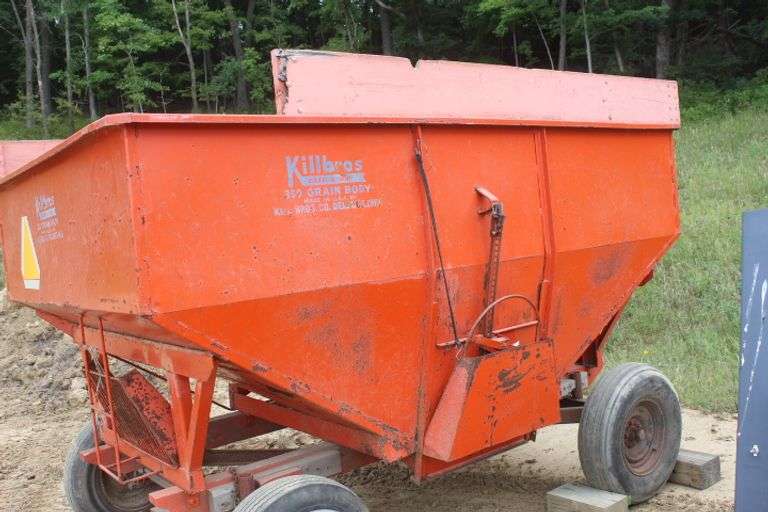 Killbros Gravity Box on Running Gear - Lee Real Estate & Auction Service