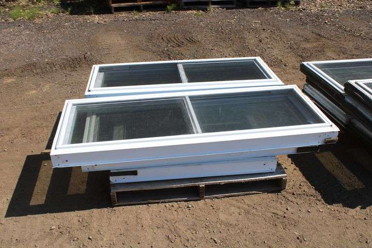 (6) Windows - Lee Real Estate & Auction Service