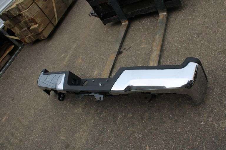 Ford F250 rear bumper (new) - Lee Real Estate & Auction Service
