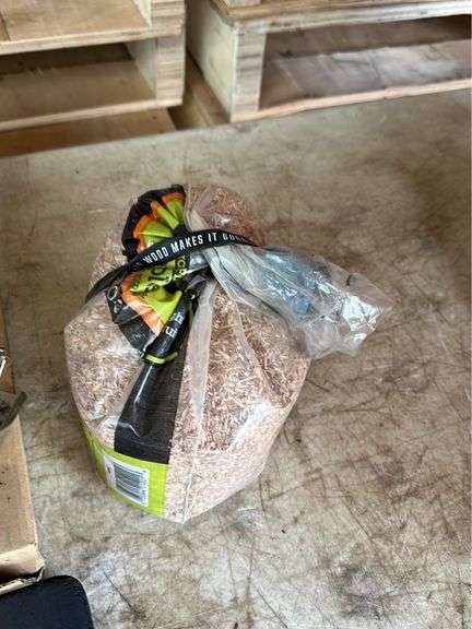 Dehydrator, Pizza Stone & Cold Smoker w/ Pellets - Lee Real Estate ...