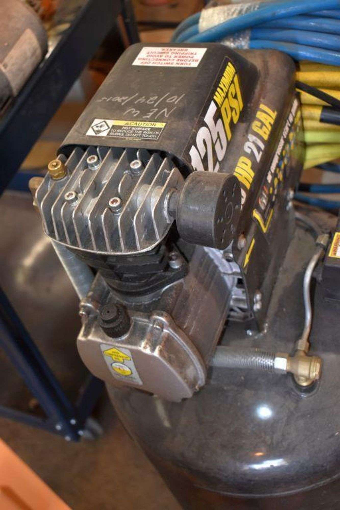 Central Pneumatic 21 Gallon Air Compressor