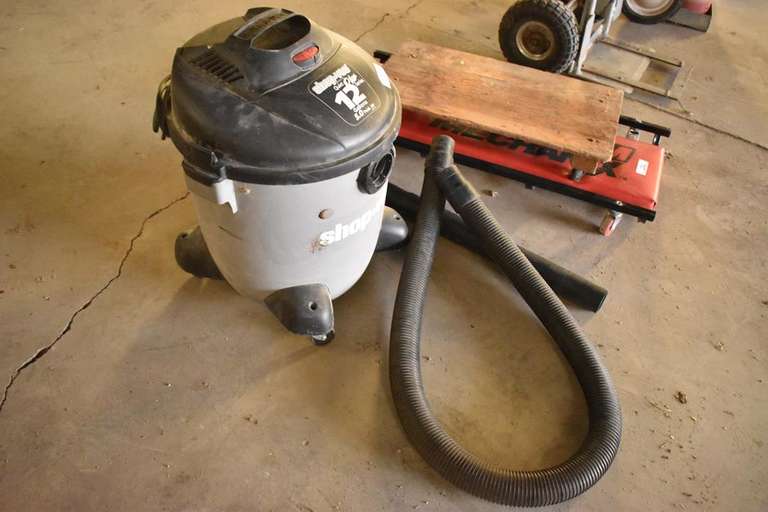 12 gal. shop vac - Adam Marshall Land & Auction, LLC
