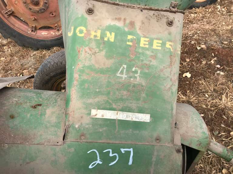John Deere 43 corn sheller, 540 pto - Adam Marshall Land & Auction, LLC