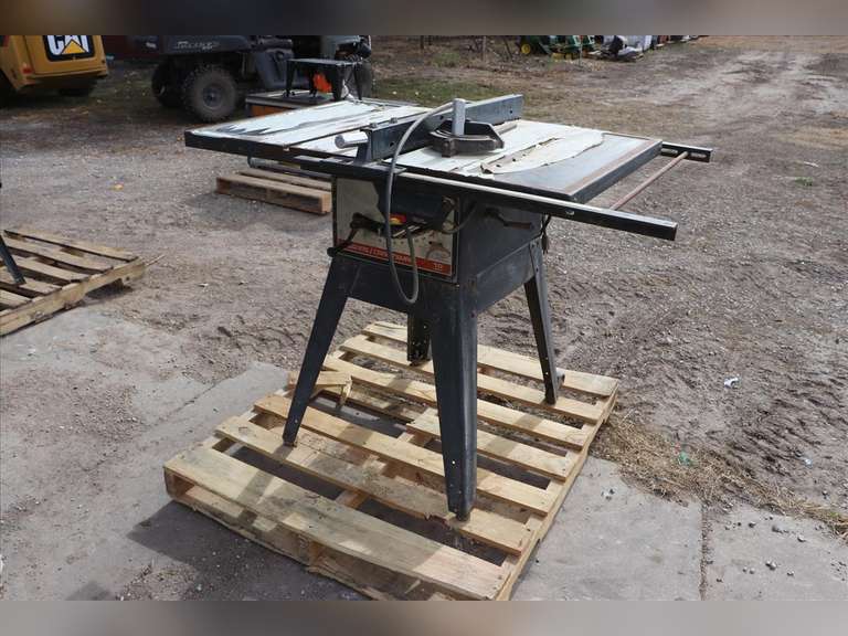 Craftsman 10" table saw - Adam Marshall Land & Auction, LLC