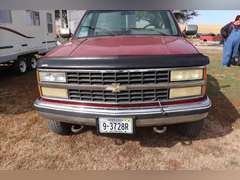 1990 Chevrolet 2500 regular cab pickup - Adam Marshall Land & Auction, LLC