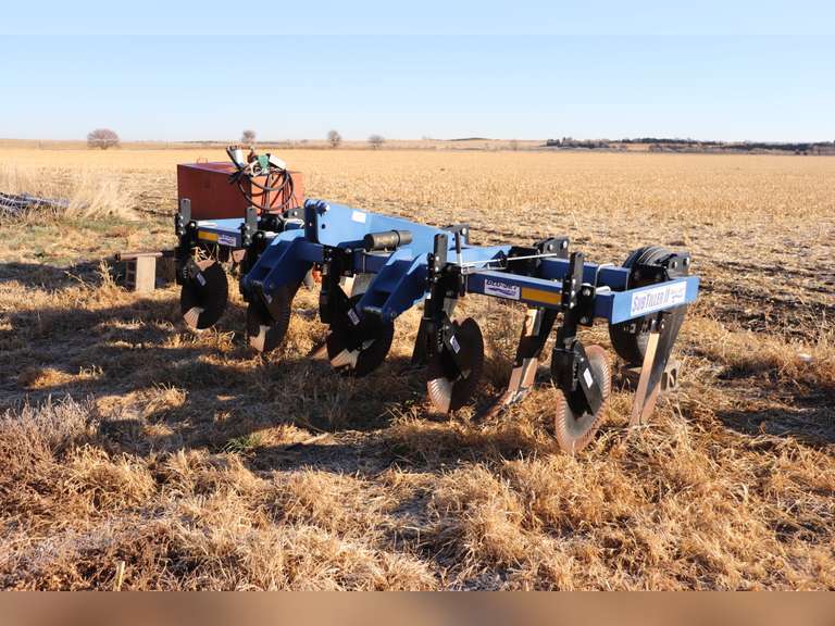 Blue Jet 5 Shank Sub Tiller II Ripper - Adam Marshall Land & Auction, LLC