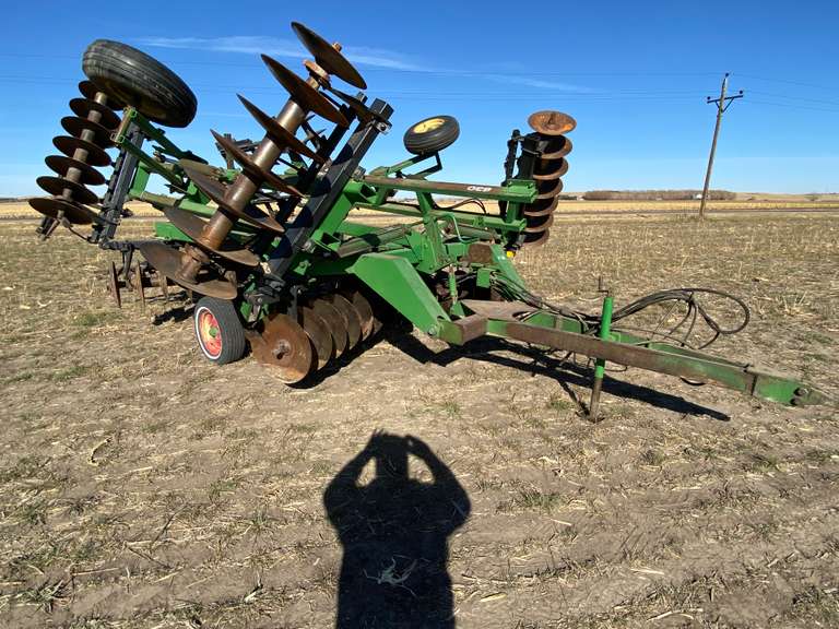 John Deere 630 Disk, 19ft. - Adam Marshall Land & Auction, LLC