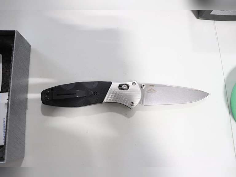Benchmade 581 Barrage knife - Adam Marshall Land & Auction, LLC