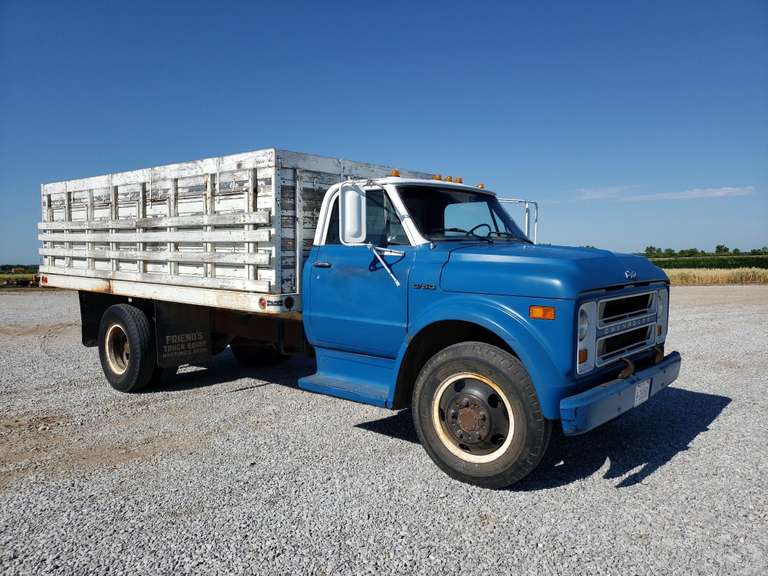 1971 Chevy C50 straight truck - Adam Marshall Land & Auction, LLC