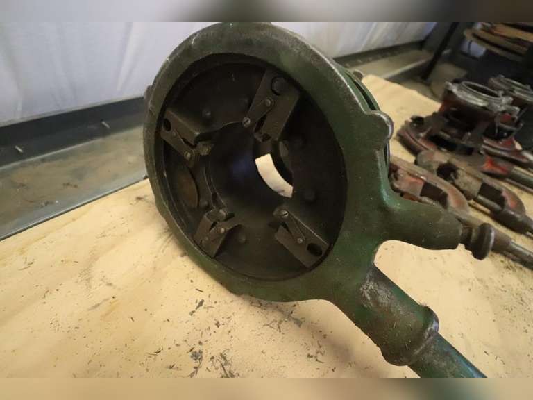 Toledo 3" pipe threader - Adam Marshall Land & Auction, LLC