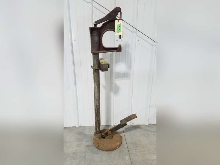 Vintage Thermold Heavy Duty Riveter - Adam Marshall Land & Auction, LLC