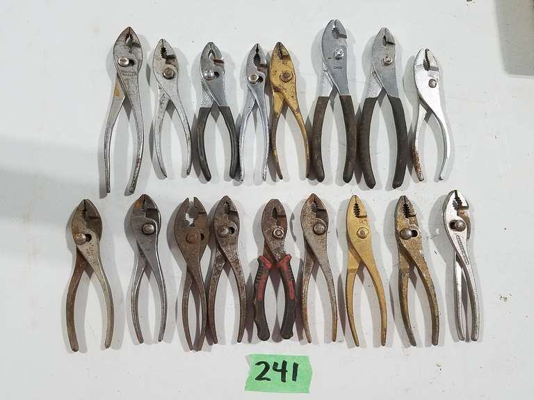 Assorted Pliers - Adam Marshall Land & Auction, LLC