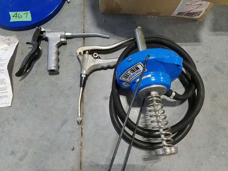 Macnaught Mini-Lube Porta-Lube Greaser - Adam Marshall Land & Auction, LLC