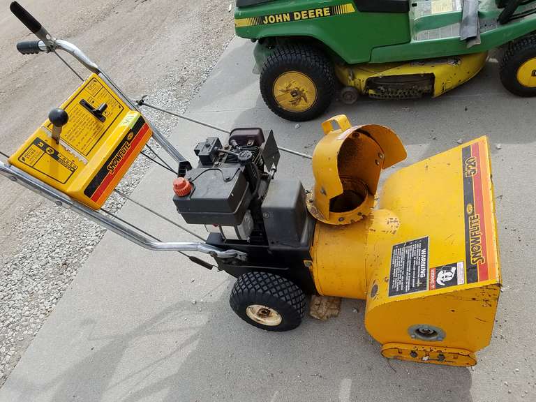 MTD Snowflite Snow Blower 5/20 - Adam Marshall Land & Auction, LLC