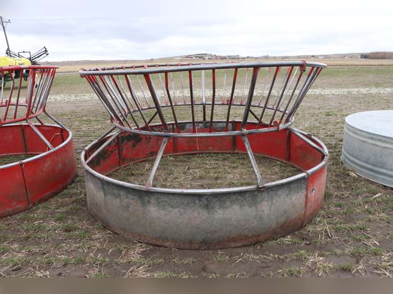 Round Hay Feeder 8FT - Adam Marshall Land & Auction, LLC
