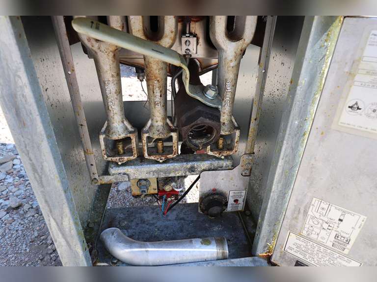 Pitco 35C+ Gas Fryer, 90,000 Btu - Adam Marshall Land & Auction, LLC