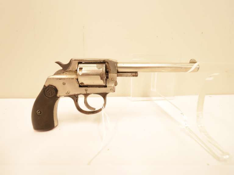 US Revolver Co Revolver - 32 - SN: 1423B - Adam Marshall Land & Auction ...